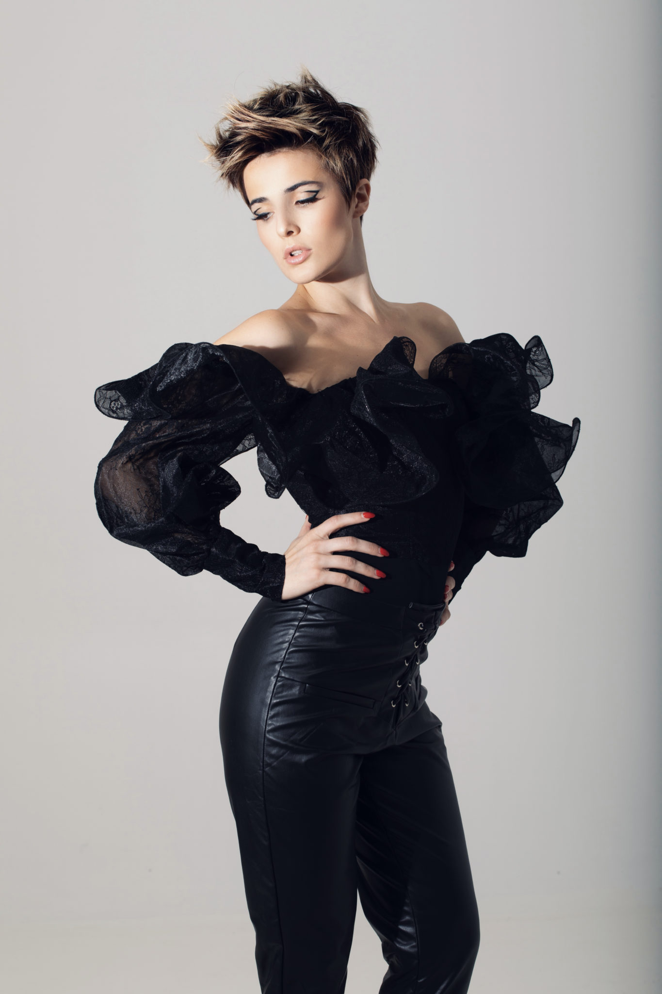 « MULTITUDE » Collection Automne-Hiver 2022/2023 | le salon by Jean ...