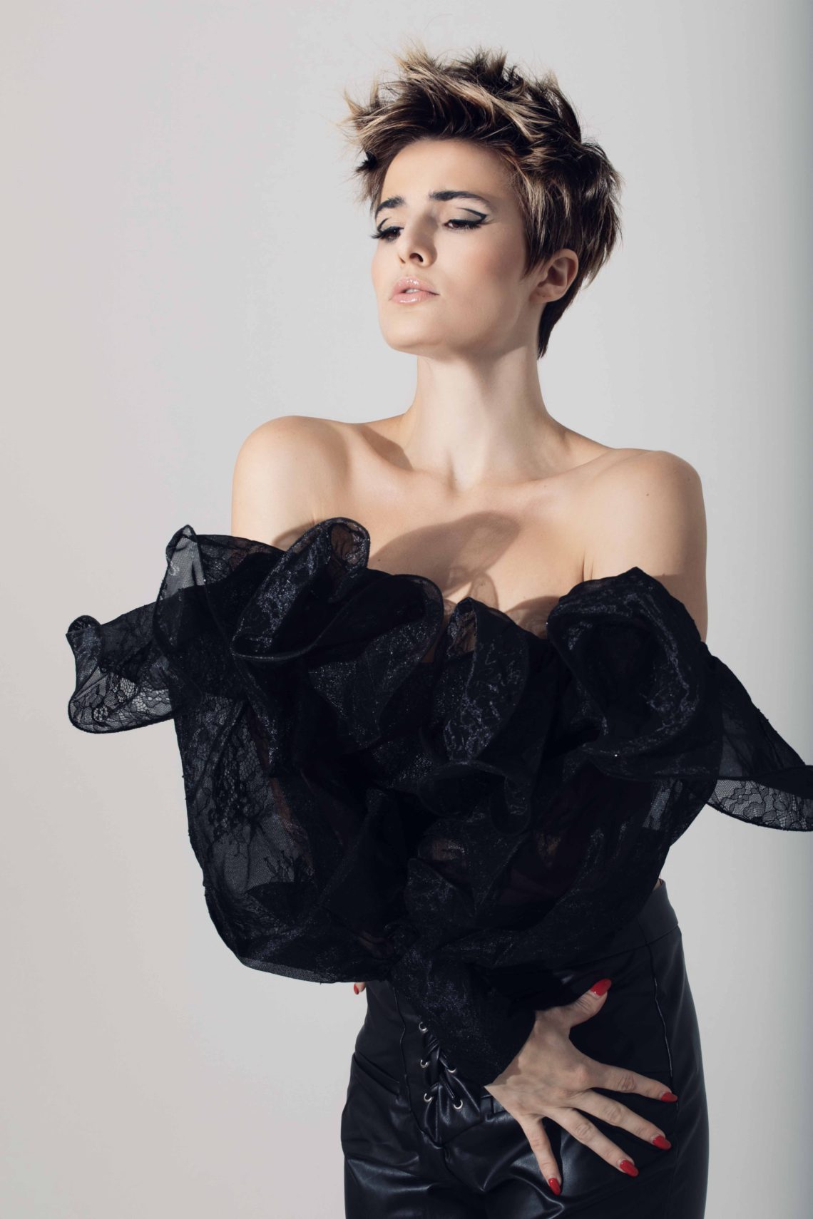 « MULTITUDE » Collection Automne-Hiver 2022/2023 | le salon by Jean ...